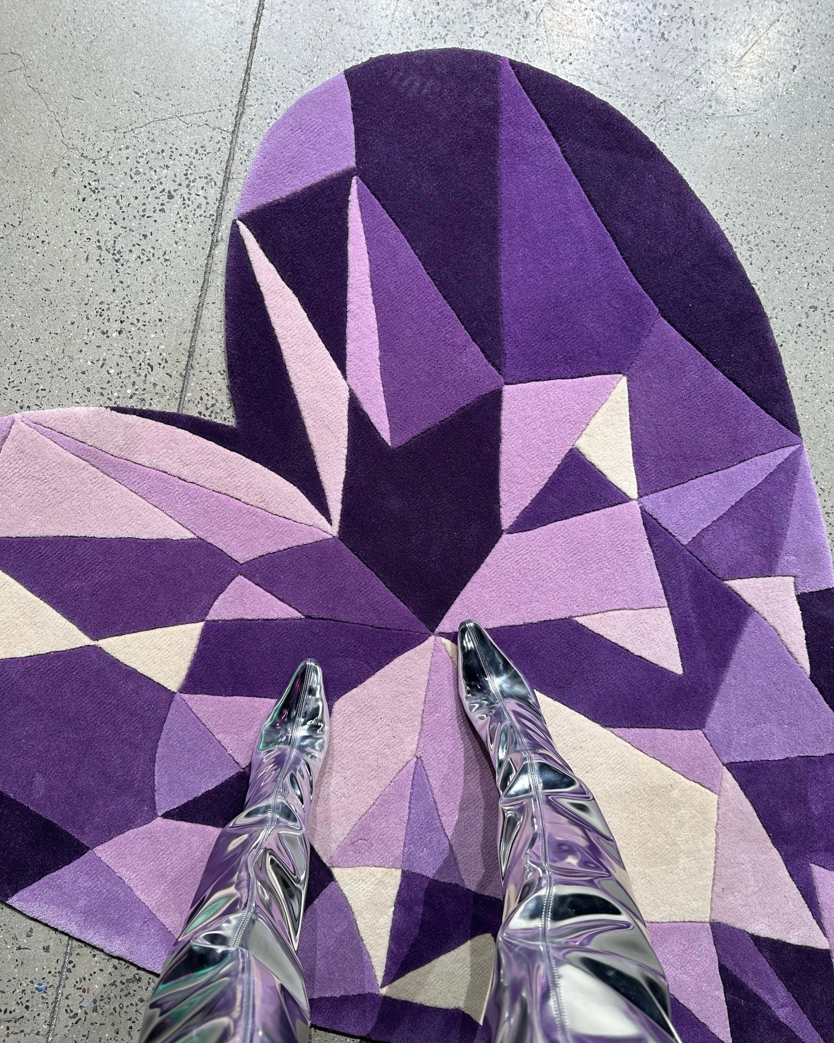Amethyst Heart Gem Rug – Wear The House